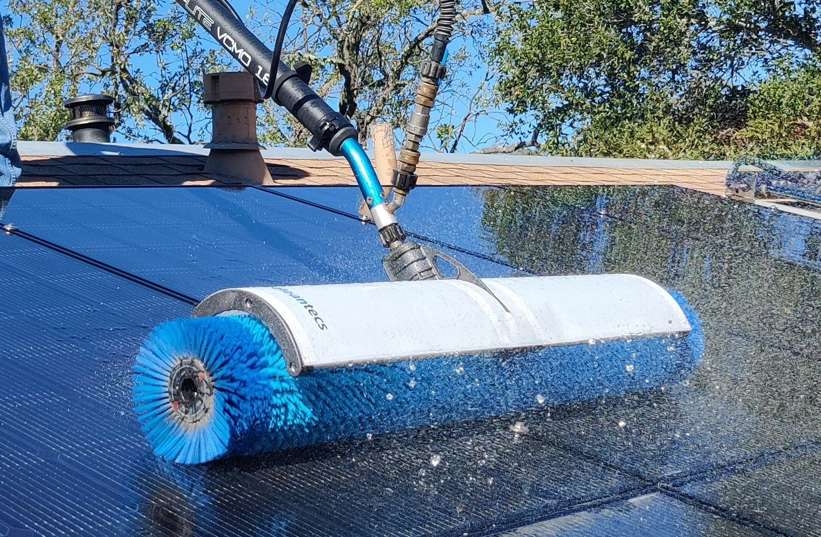 Sola-Tecs C – Solar Clean Techs